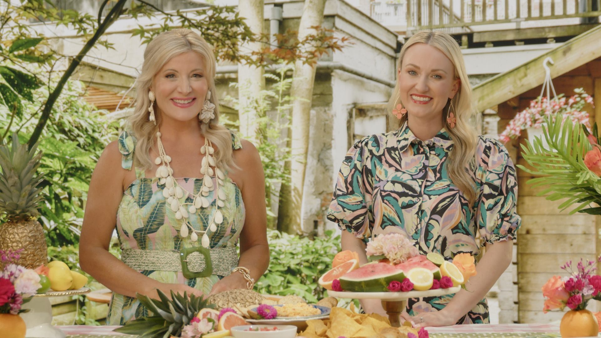 Episode 121 – Palm Beach Party - Ingles - The Southern Table